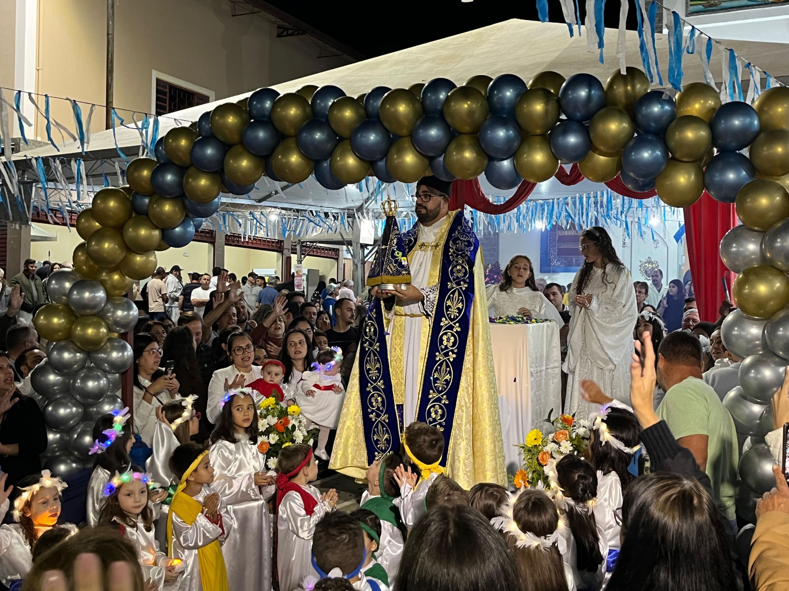 Águas de Lindóia celebra festa de Nossa Senhora Aparecida | Diocese De Amparo